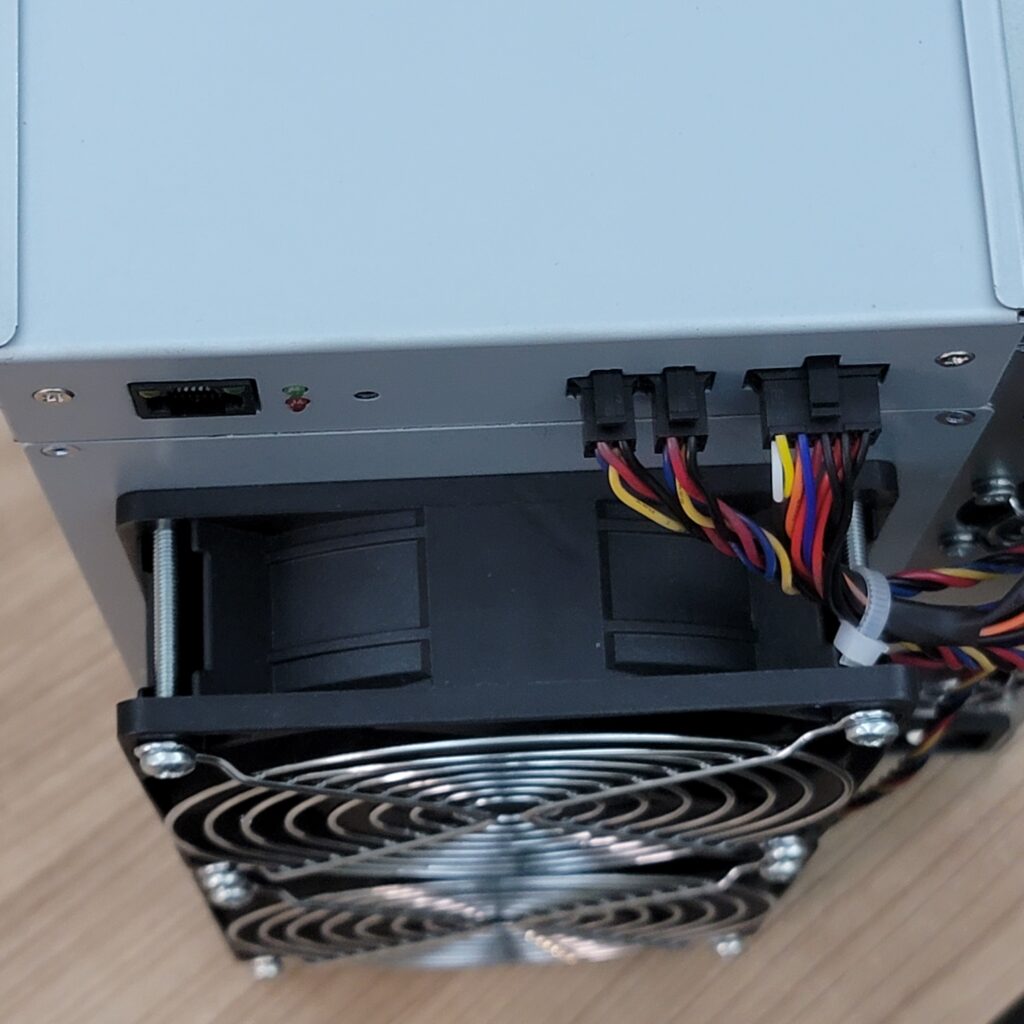 Ebit E9 – ANTMINER